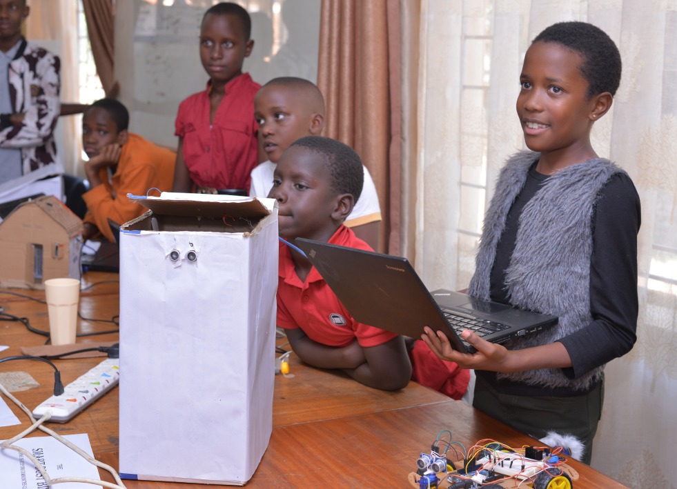 Robotics For Kids Program – CAMTech Uganda Robotics
