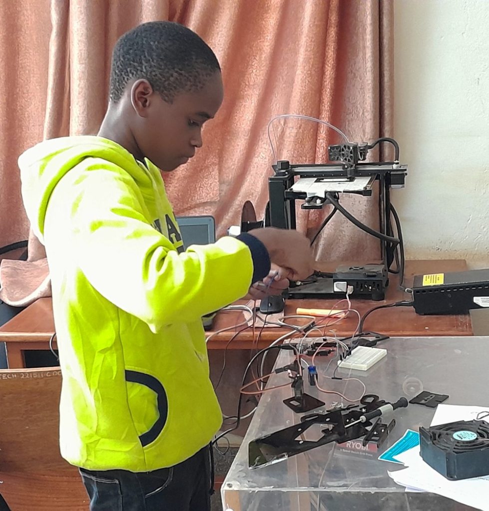 Robotics For Kids Program – CAMTech Uganda Robotics