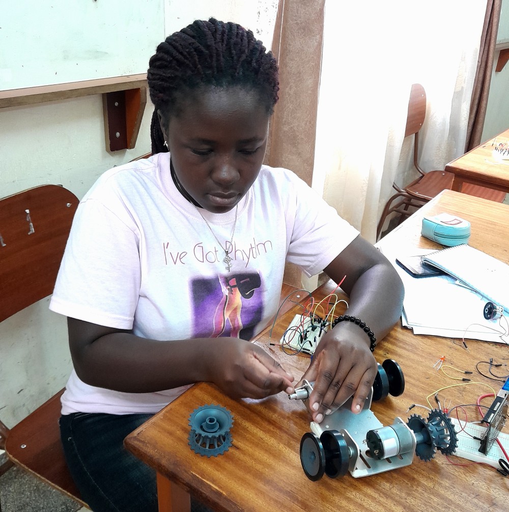 Robotics for University Students – CAMTech Uganda Robotics